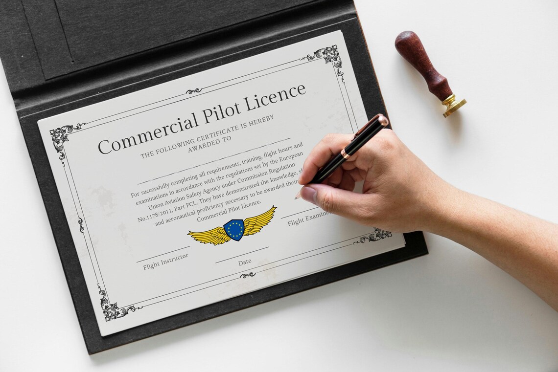 EASA Commercial Pilot Licence Certificate | Aviation Graduation Gift ...