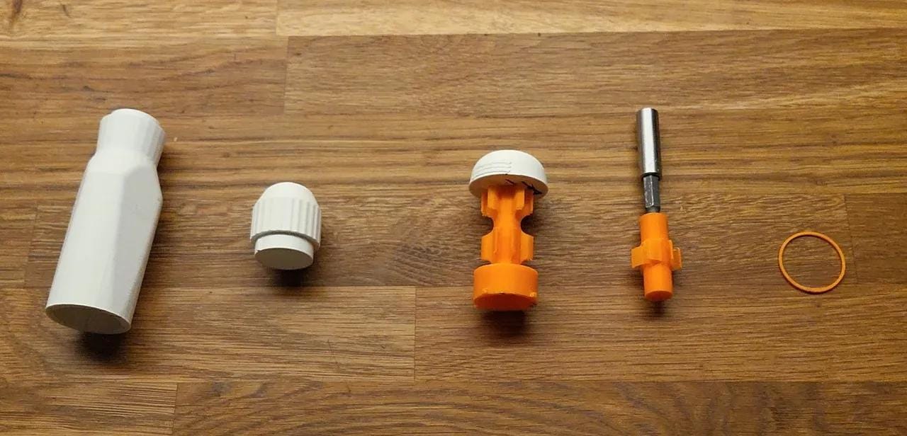 LTT Screwdriver Clone With Removable Ratchet and 6-bit Storage ...