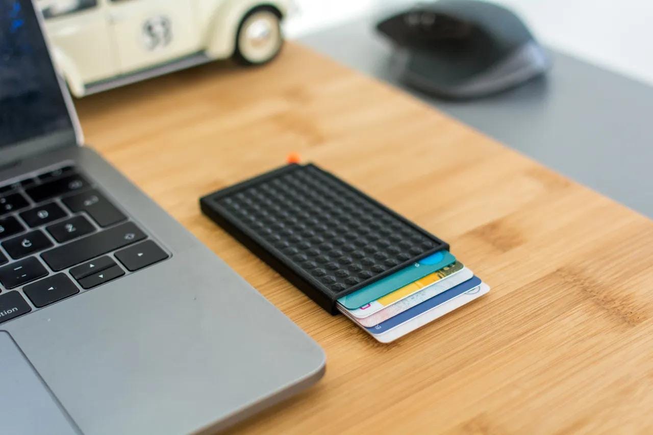 Slim Credit Card Wallet With Ejection Mechanism | STL File | 3D ...