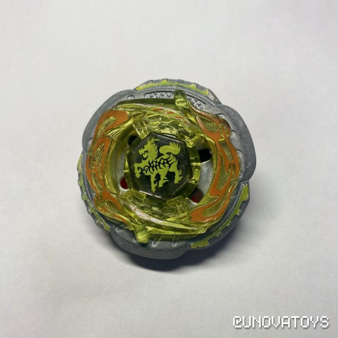 Beyblade Rock Zurafa R145WB Metal Fusion Beyblade Tomy Takara - Etsy