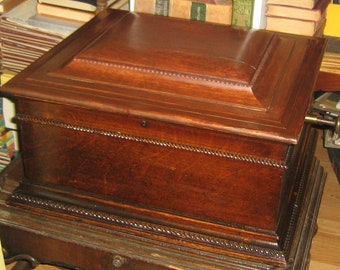 Antique music box | Etsy