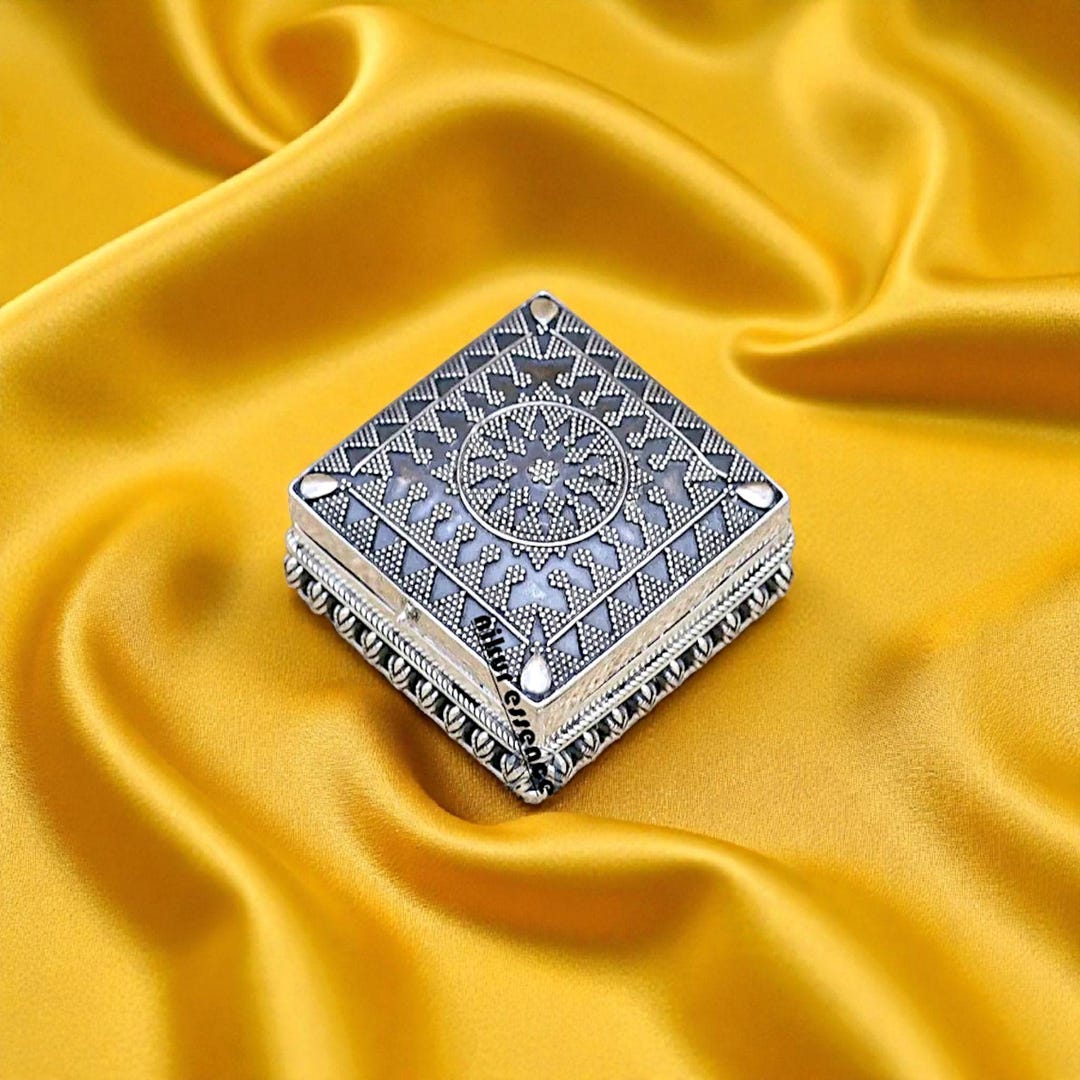 Pure Silver Kumkuma Dani or Box for Home Temple, Vishnu Paducah Kumkuma ...