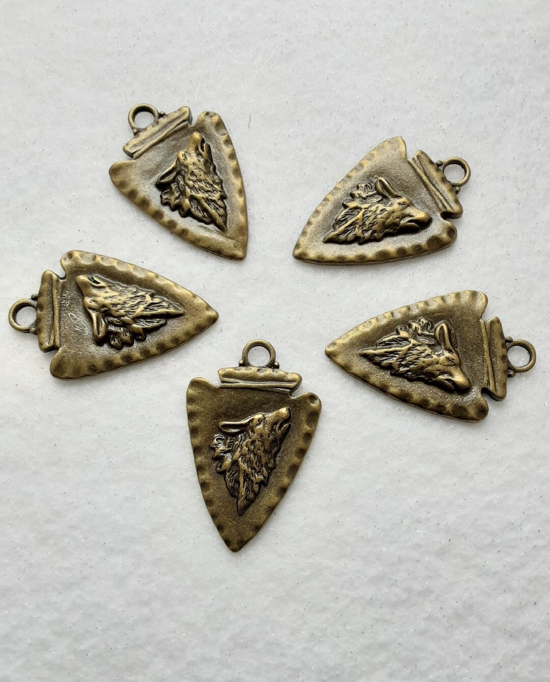 1 Antique Bronze Wolf Arrow Pendant, Wolf Head, Alloy, Cadmium Free ...