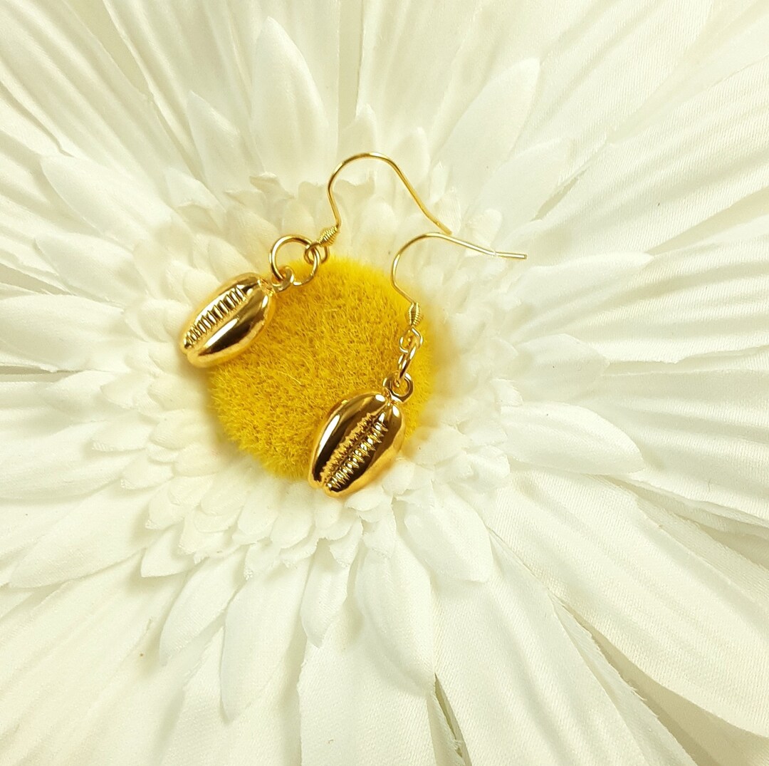 Gold Metal Cowry Shell Stainless Steel Earrings, Stainless Steel Fish ...