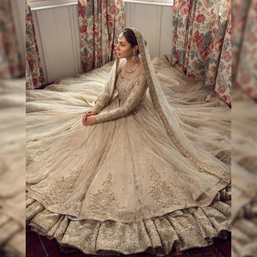 Custom Stitch Golden Pakistan Indian Women Wedding Bridal Maxi Dress ...