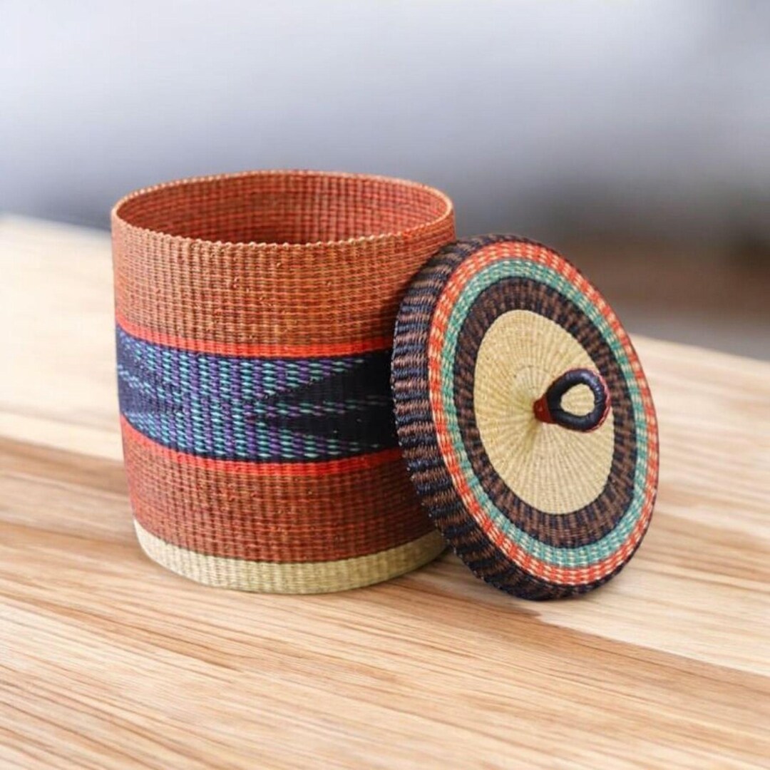 African Laundry Basket With Lid – Woven Hamper for Clothes,towels ...