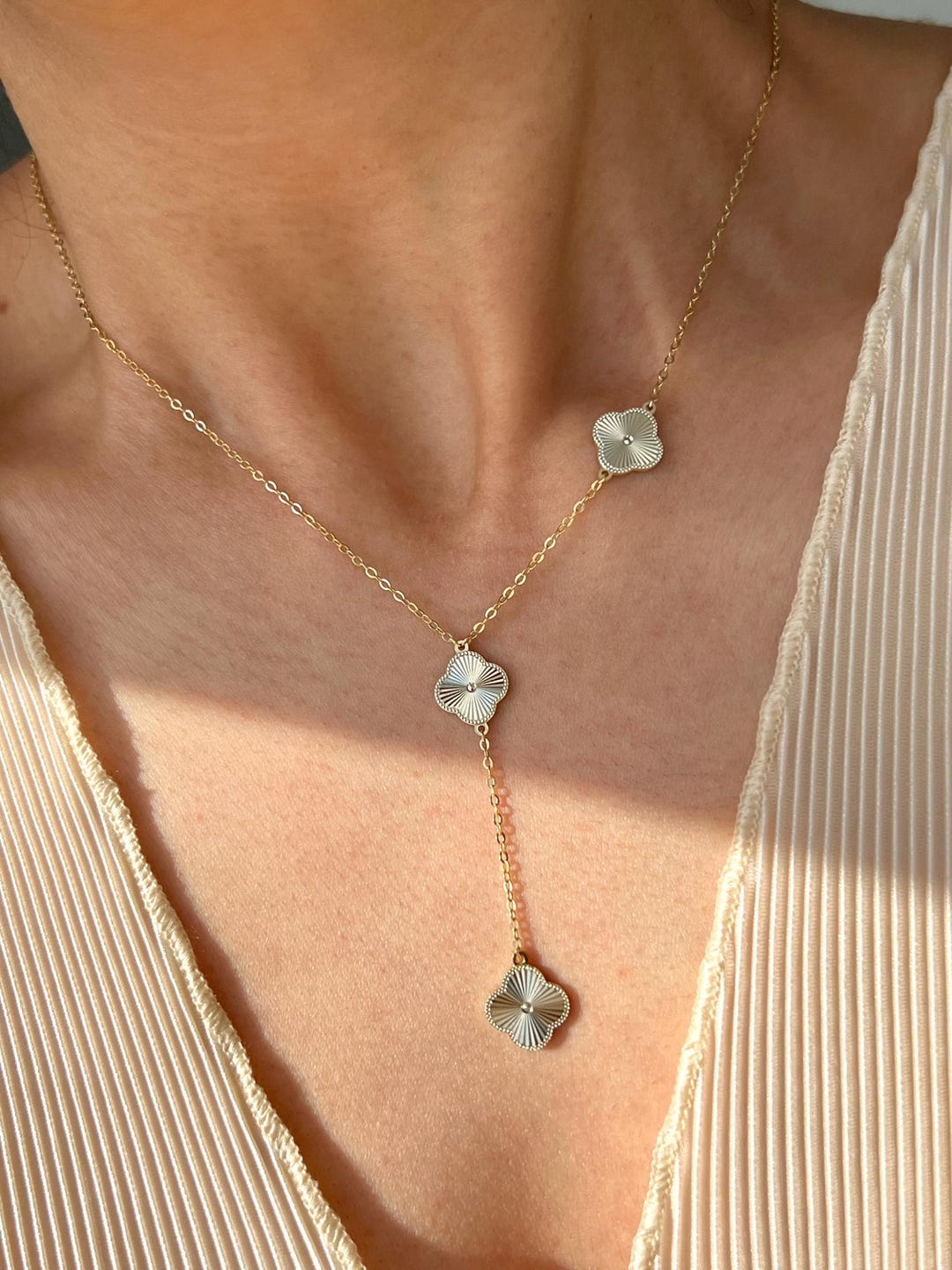 14k Gold Vintage Guilloche Clover Necklace, Minimalist Lucky VCA ...