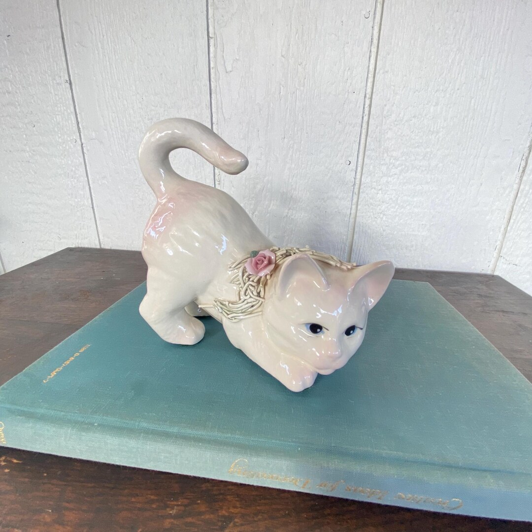 Vintage Lefton Cat Figurine, Mid Century Modern Kitsch Kitty, White ...