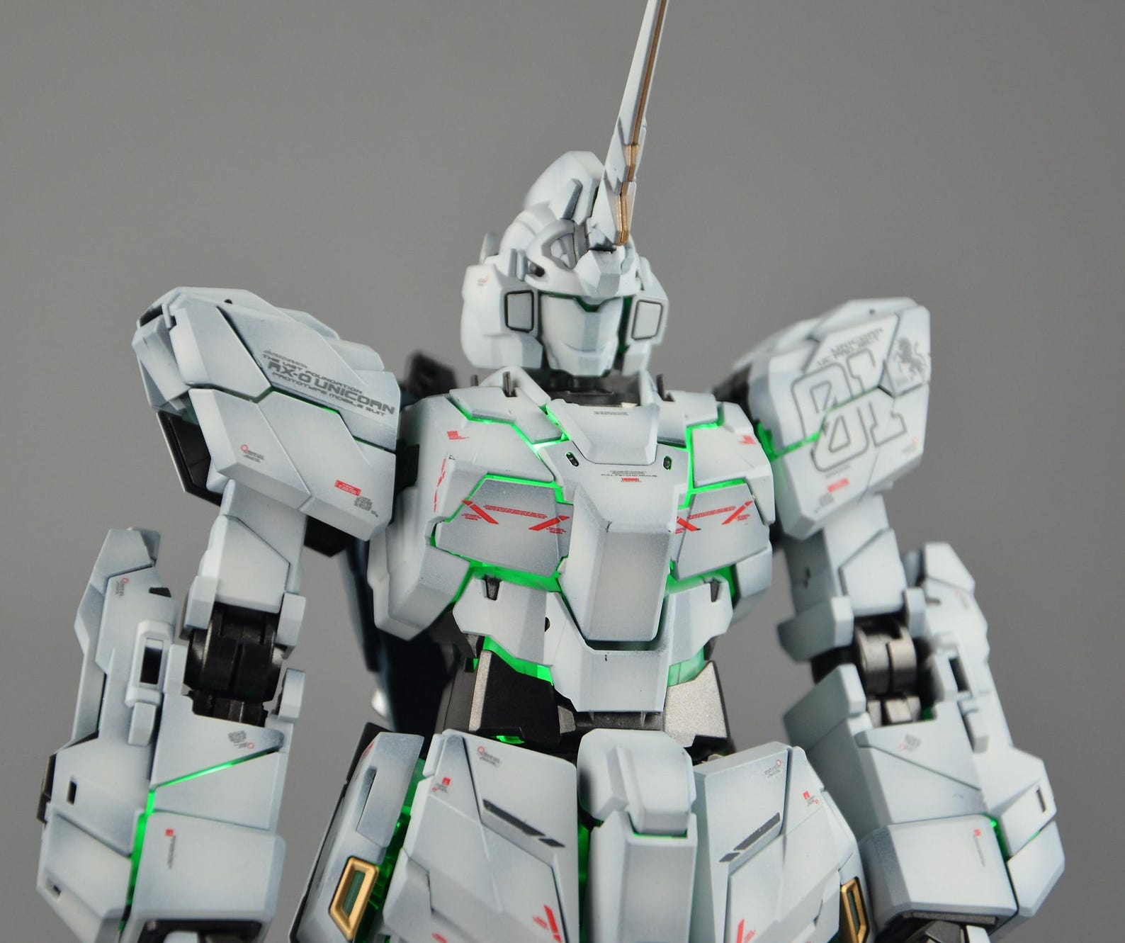 Aeromodelbuild Unicorn Gundam Built & Painted With LED MGEX 1/100 Model ...