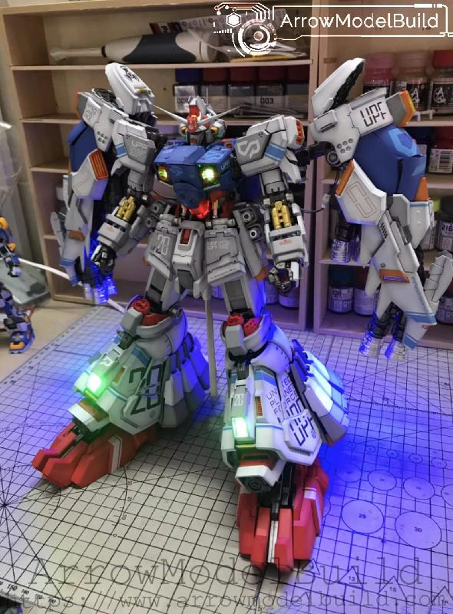 Aeromodelbuild GP02 Gundam With LED Light Built & Painted 1/72 Model ...