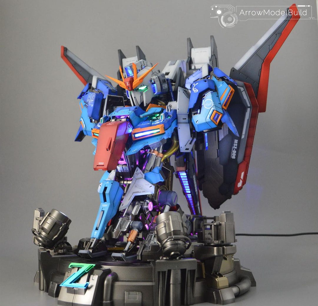 Aeromodelbuild Z Gundam Head Chest With LED Set Built & Painted 1/35 ...