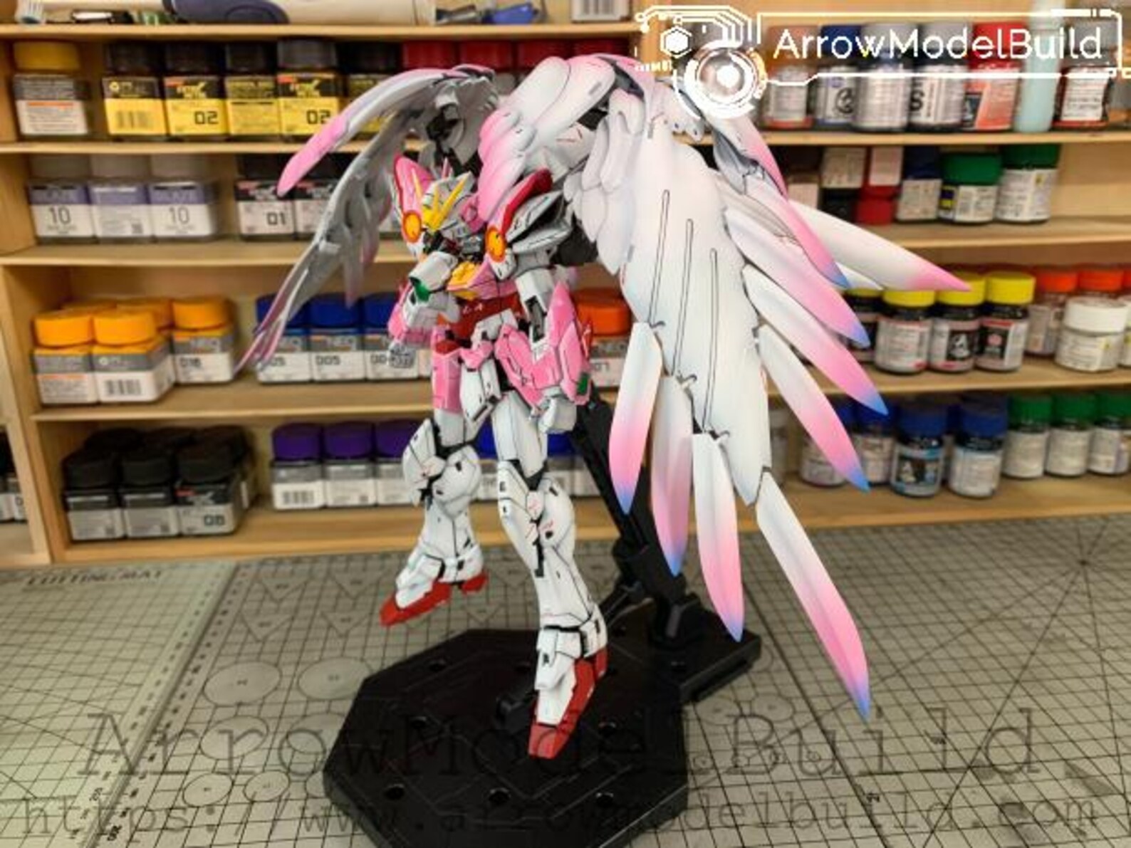 Aeromodelbuild Gundam Zero EW (custom Pink) Built & Painted MG 1/100 ...