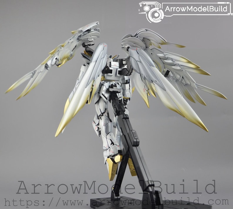 Aeromodelbuild Wing Gundam Snow White Prelude 2.0 Built & Painted MG 1/ ...