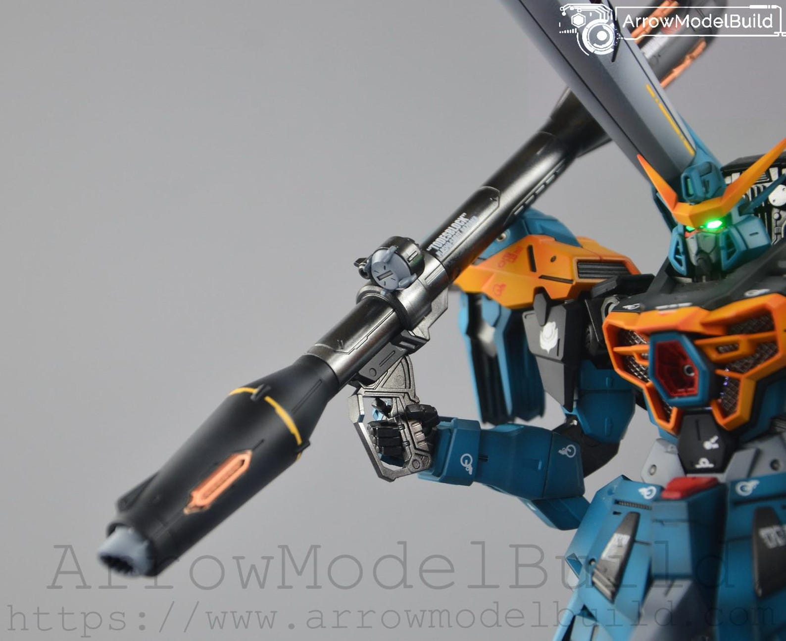 Aeromodelbuild Calamity Gundam Painted Pilot With LED Built & Painted ...