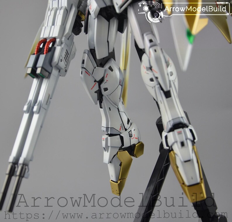 Aeromodelbuild Wing Gundam Snow White Prelude 2.0 Built & Painted MG 1/ ...