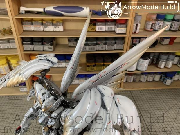 Aeromodelbuild Wing Gundam Snow White Prelude Built & Painted MG 1/100 ...