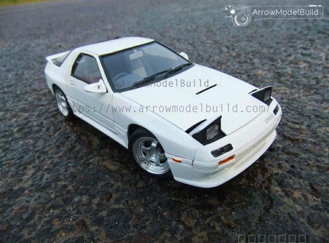 Aeromodelbuild Initial D FC Built & Painted Vehicle Car 1/24 Model Kit ...