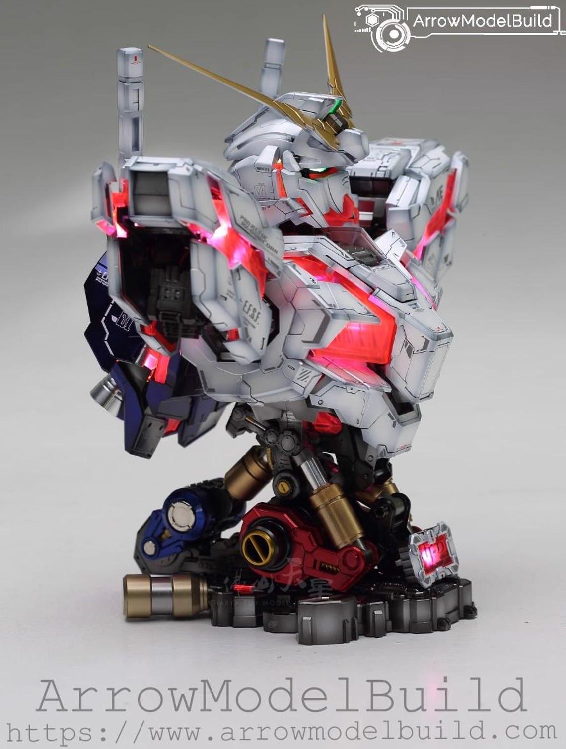 Aeromodelbuild Unicorn Gundam Head Chest With LED (shaping) Built ...