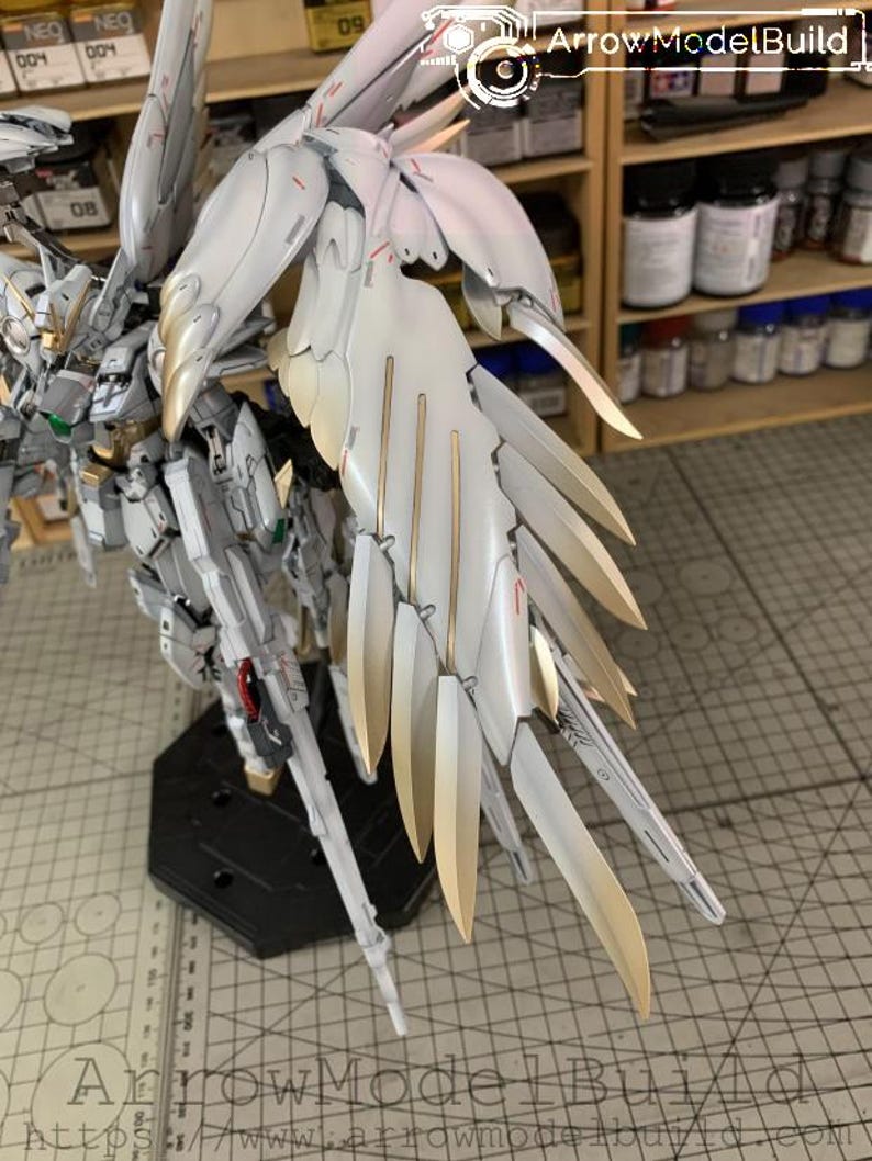 Aeromodelbuild Wing Gundam Snow White Prelude Built & Painted MG 1/100 ...