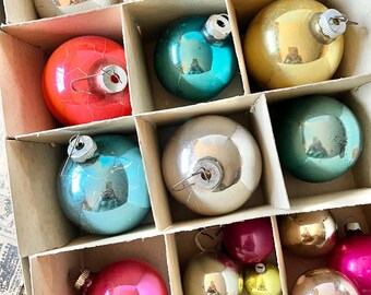 Vintage Box 12 Shiny Brite Christmas Ornaments Large Multi Color Glass ...