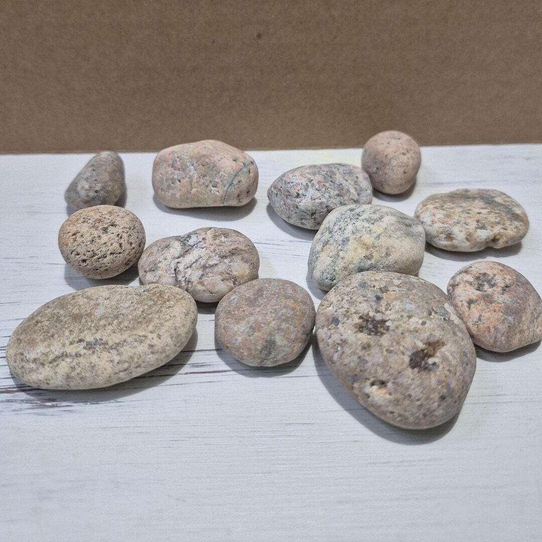 12 Beach Rocks/pebbles, White/pinkish Color -lake Michigan Stones ...