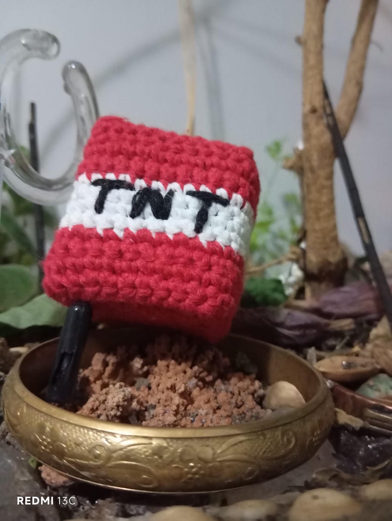 Amigurumi Minecraft TNT Block Crochet Pattern PDF – Cube Plush DIY ...