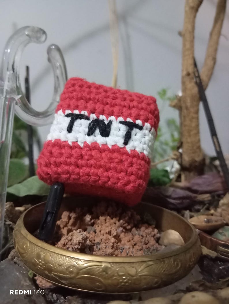 Amigurumi Minecraft TNT Block Crochet Pattern PDF – Cube Plush DIY ...