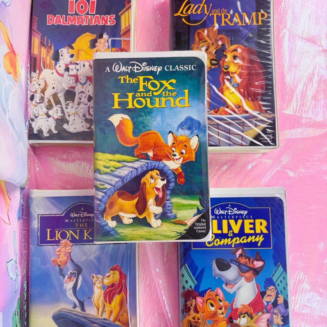 Disney Cats and Dogs VHS Bundle – Lion King, Fox and the Hound, 101 ...