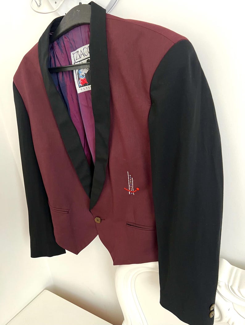 Vintage Ziacco Ultima Moda Black and Burgundy Cropped Blazer – 1980s ...