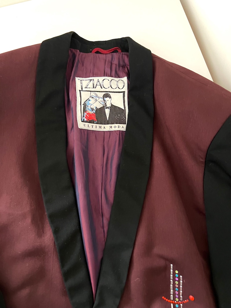 Vintage Ziacco Ultima Moda Black and Burgundy Cropped Blazer – 1980s ...