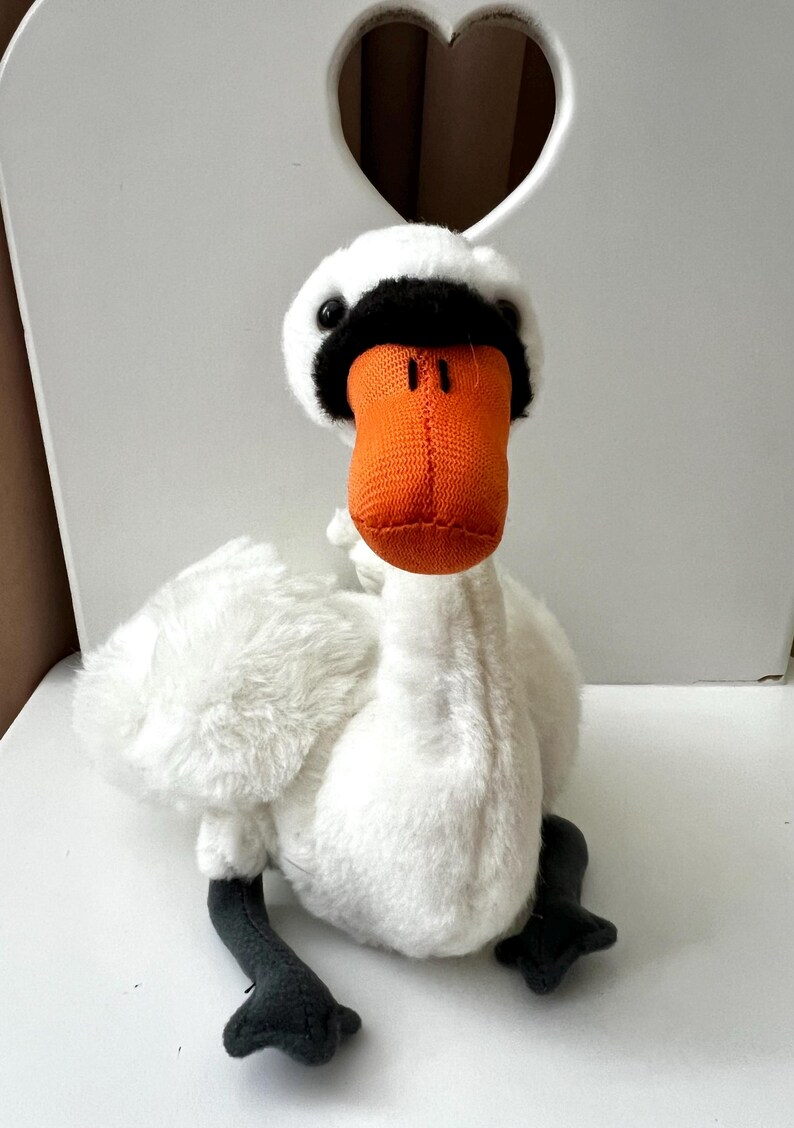 Vintage White Soft Swan • Symbol of Loyalty Gift • Realistic Plush ...