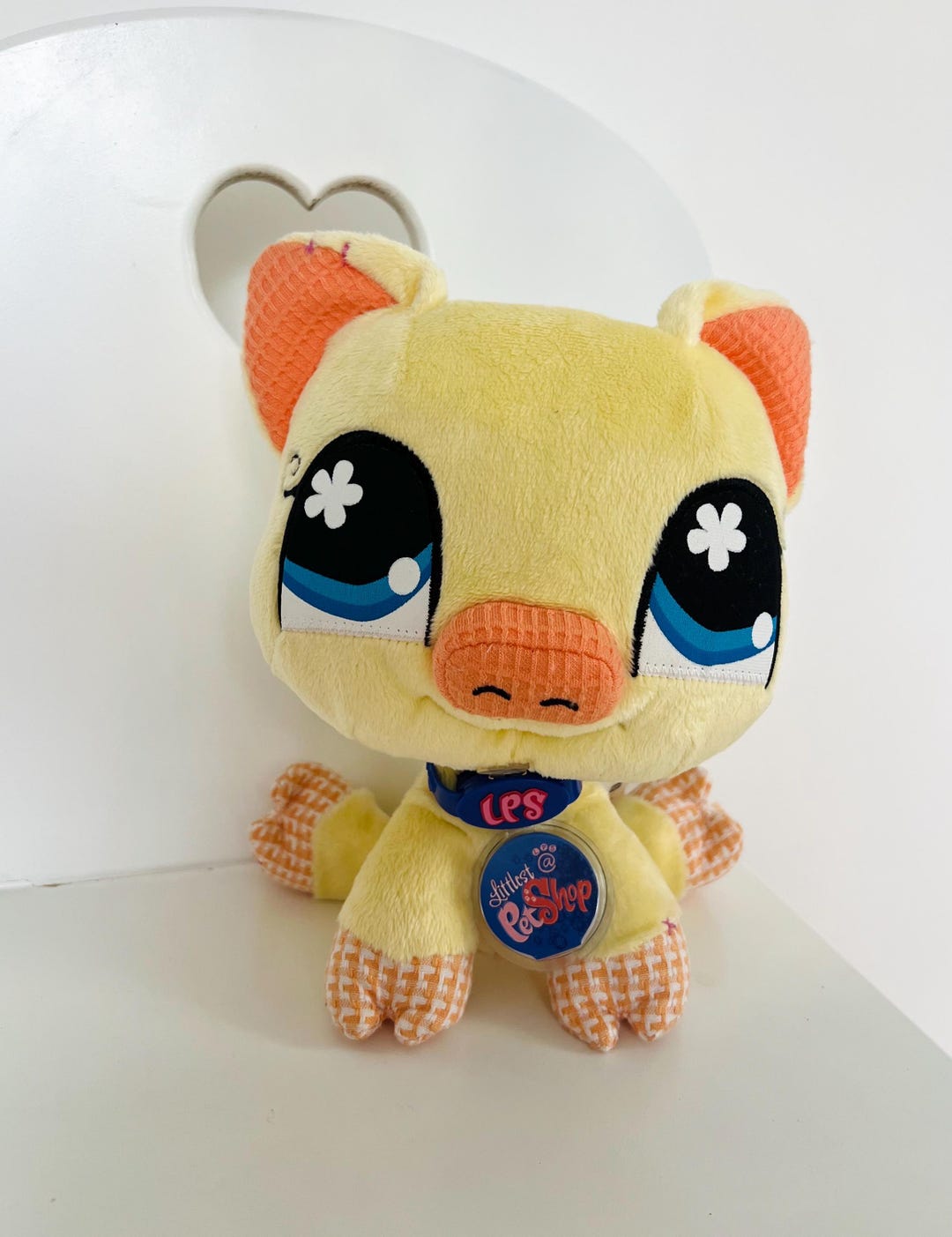 Littlest Pet Shop VIP Plush Pig/ Hasbro 2009 Soft Yellow Stuffed Animal ...