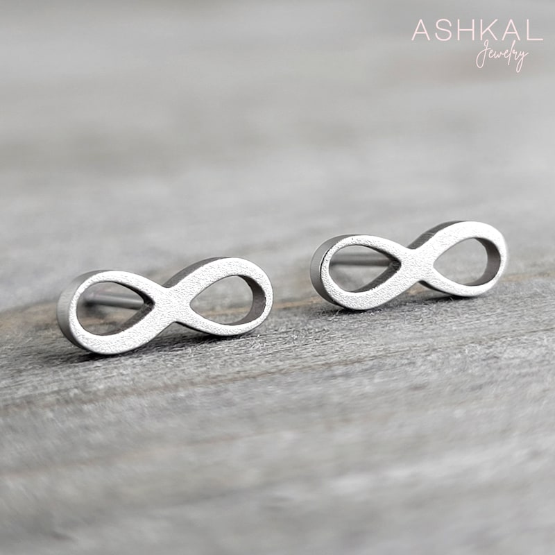 Infinity Earring - Etsy