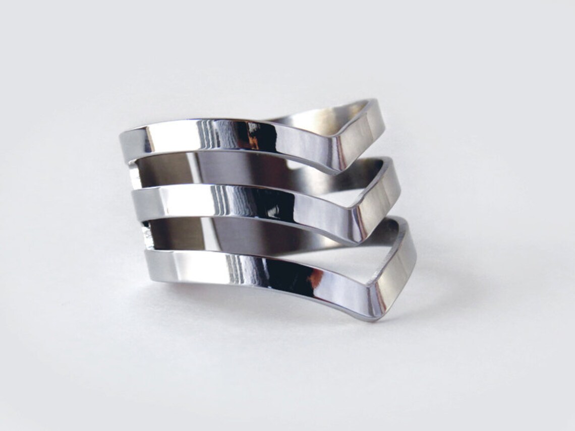 Triple Chevron Ring / Arrow Ring / Statement Ring / Wide Arrow - Etsy