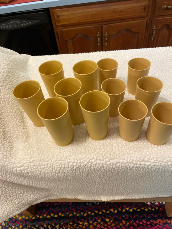 Tupperware harvest Gold Tumblers Six 10 Oz. and Six 6oz. - Etsy