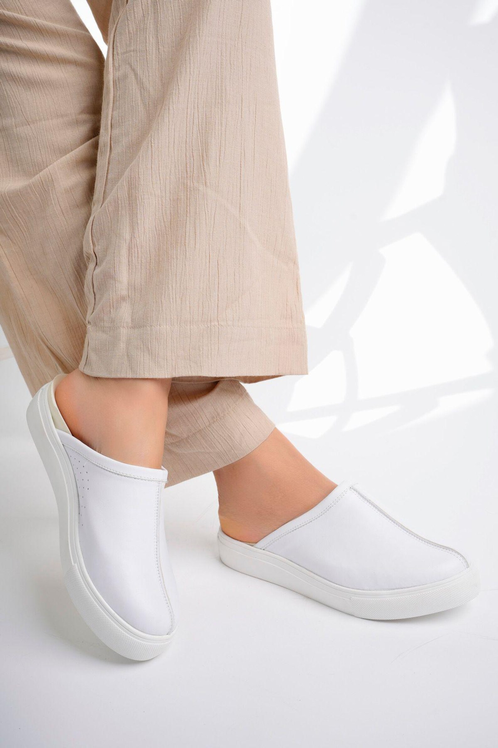 White Comfort Leather Slippers for Women – Minimalist Orthopedic Clogs ...