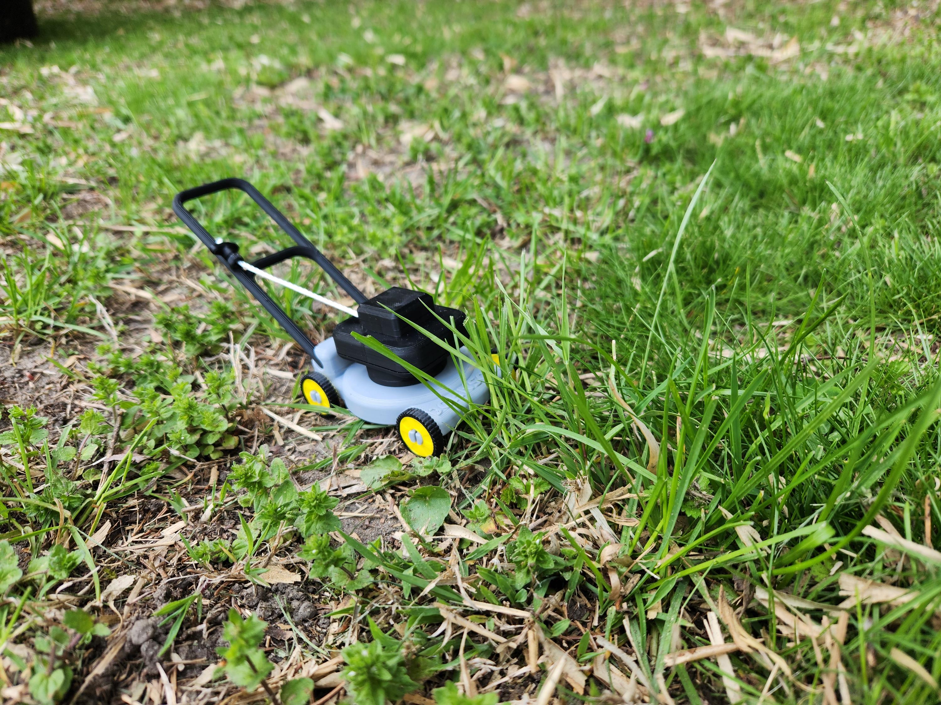 Mini 1/10th Scale Lawn Mower With Pull Start and Rolling Wheels - Etsy