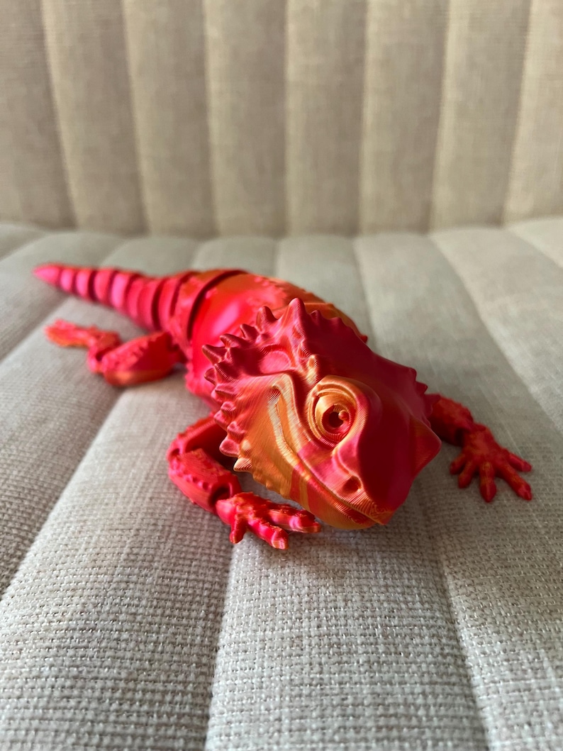 Realistic 3D Printed Articulating Flexi Bearded Dragon Lizard Toy ...