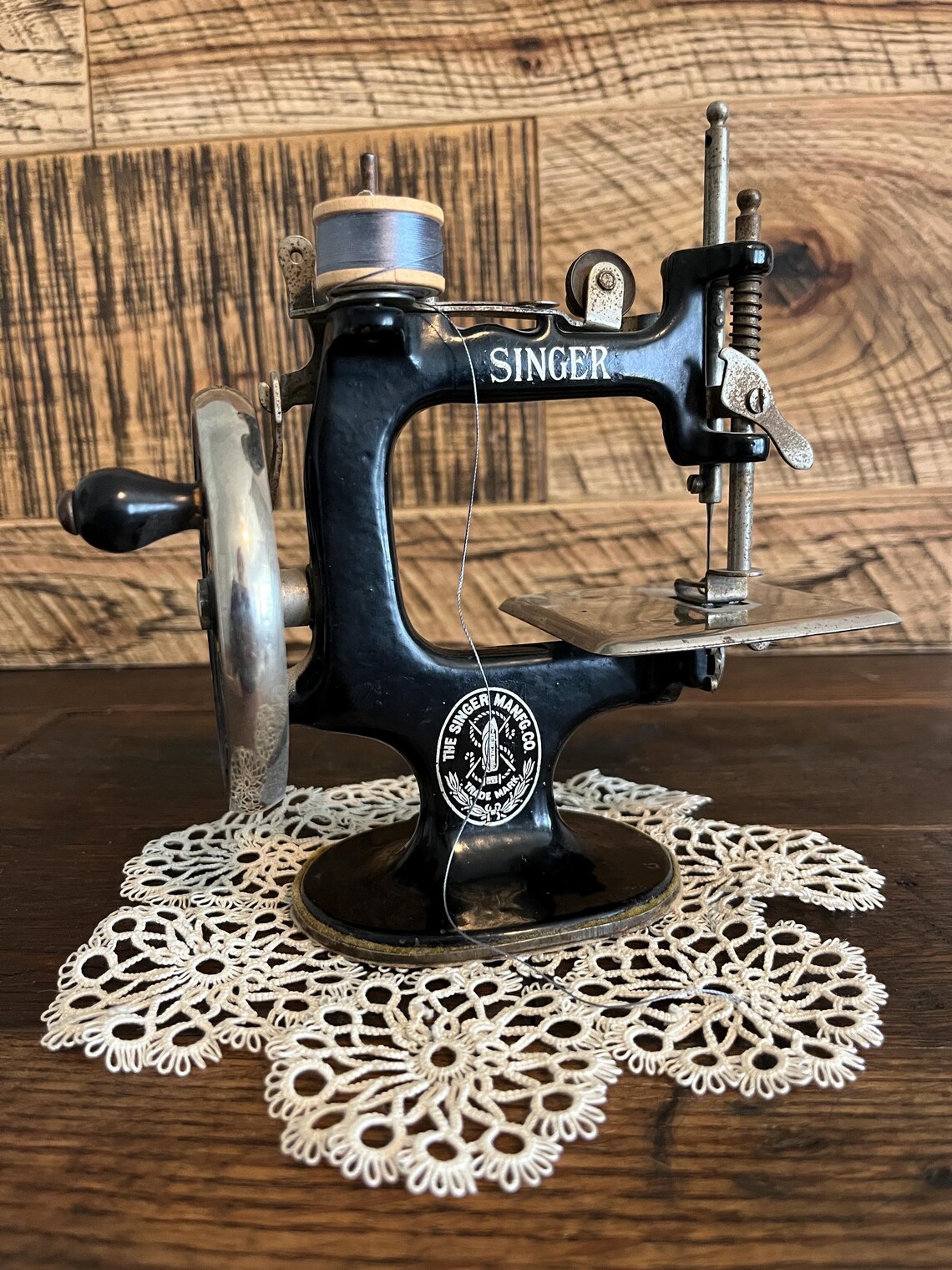 Vintage Singer Model 20 Sewhandy Child’s Sewing Machine | Miniature ...