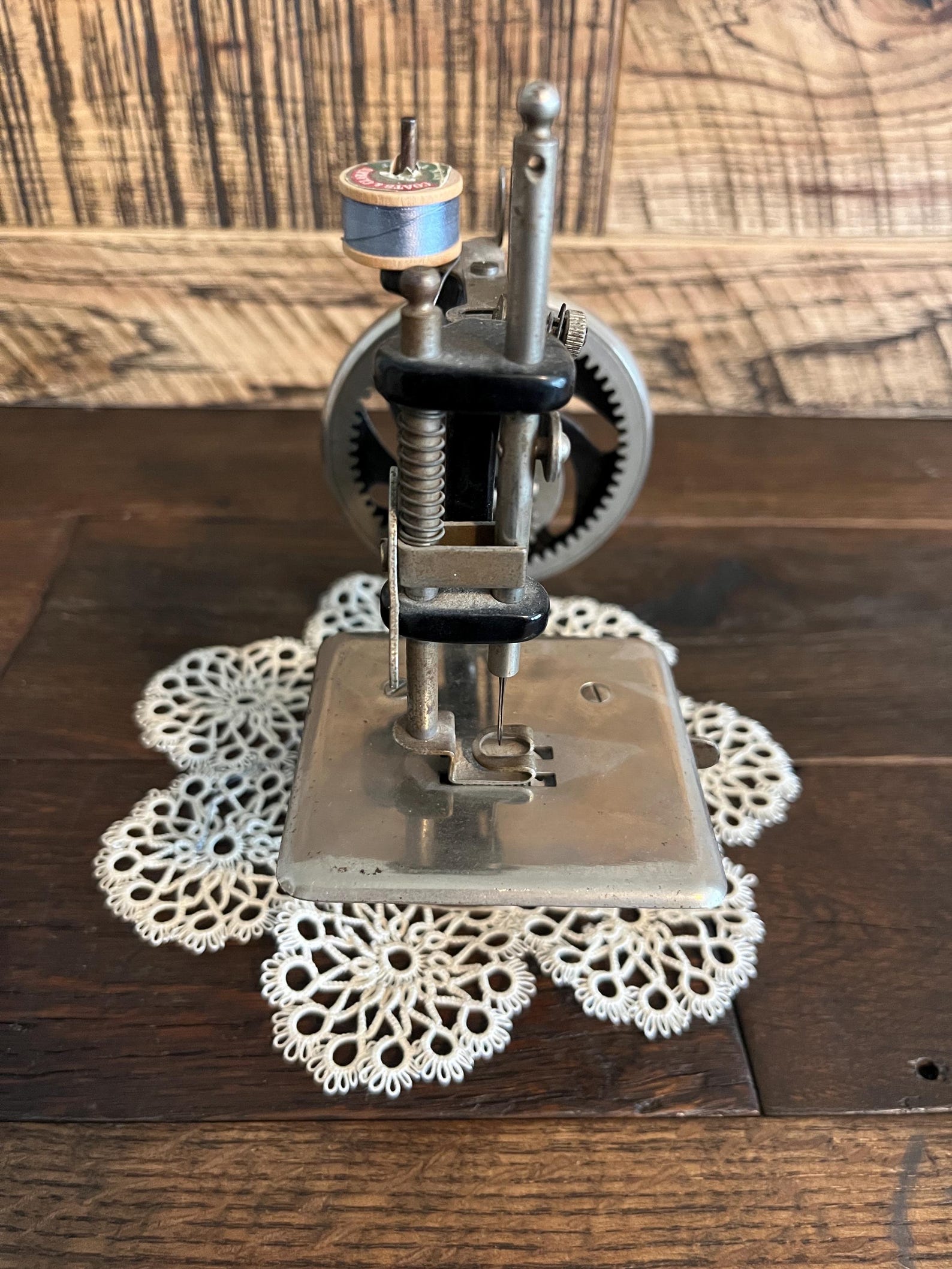 Vintage Singer Model 20 Sewhandy Child’s Sewing Machine | Miniature ...