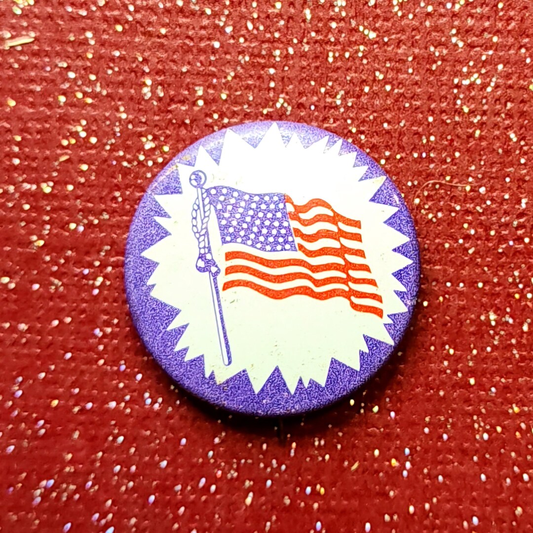 American Flag Vintage Pinback Button - Etsy