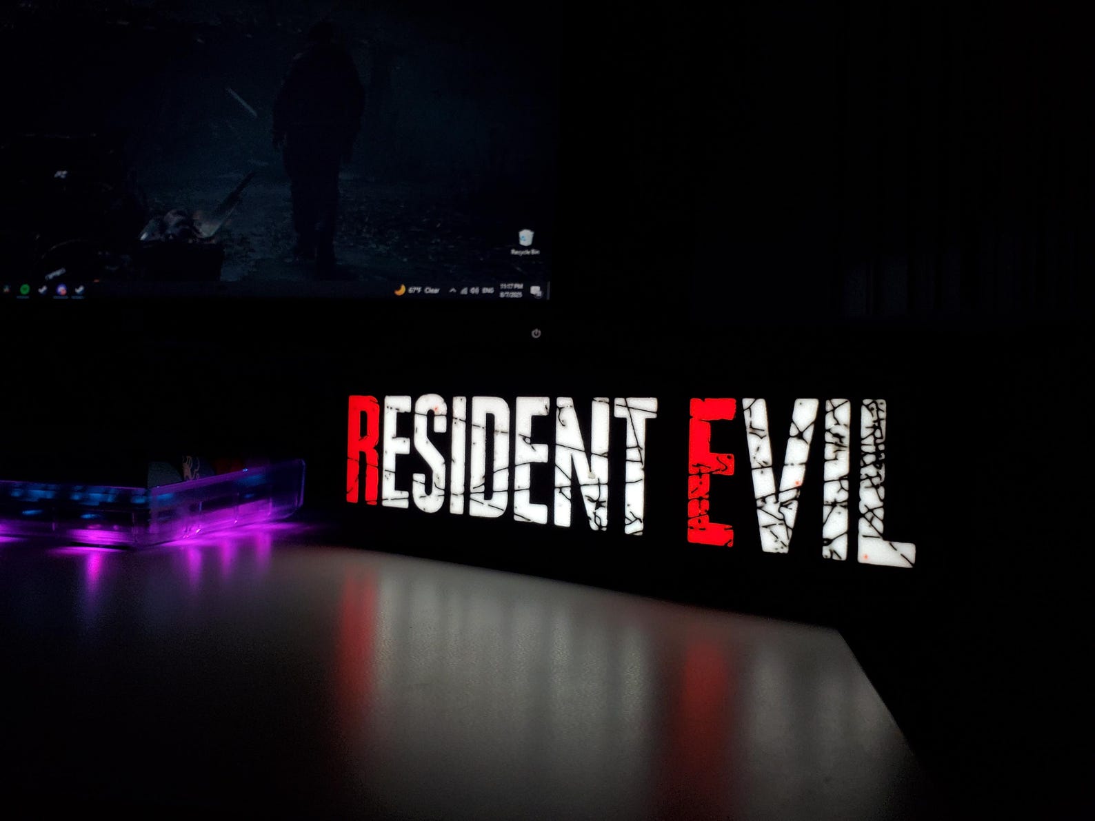 Resident Evil White LED Lamp, Resident Evil Lightbox, USB Powered ...