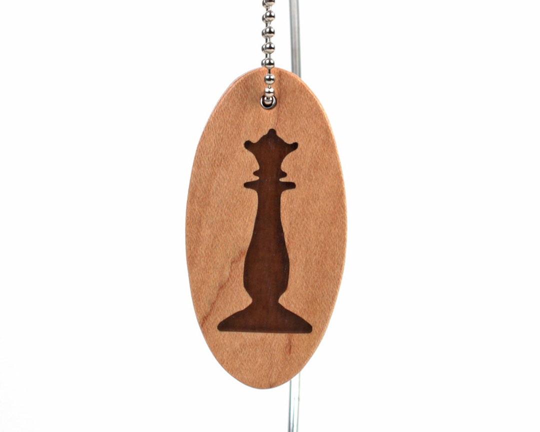 Chess Queen Keychain, Wood Chess Key Ring, Chess Game Piece Key Fob ...
