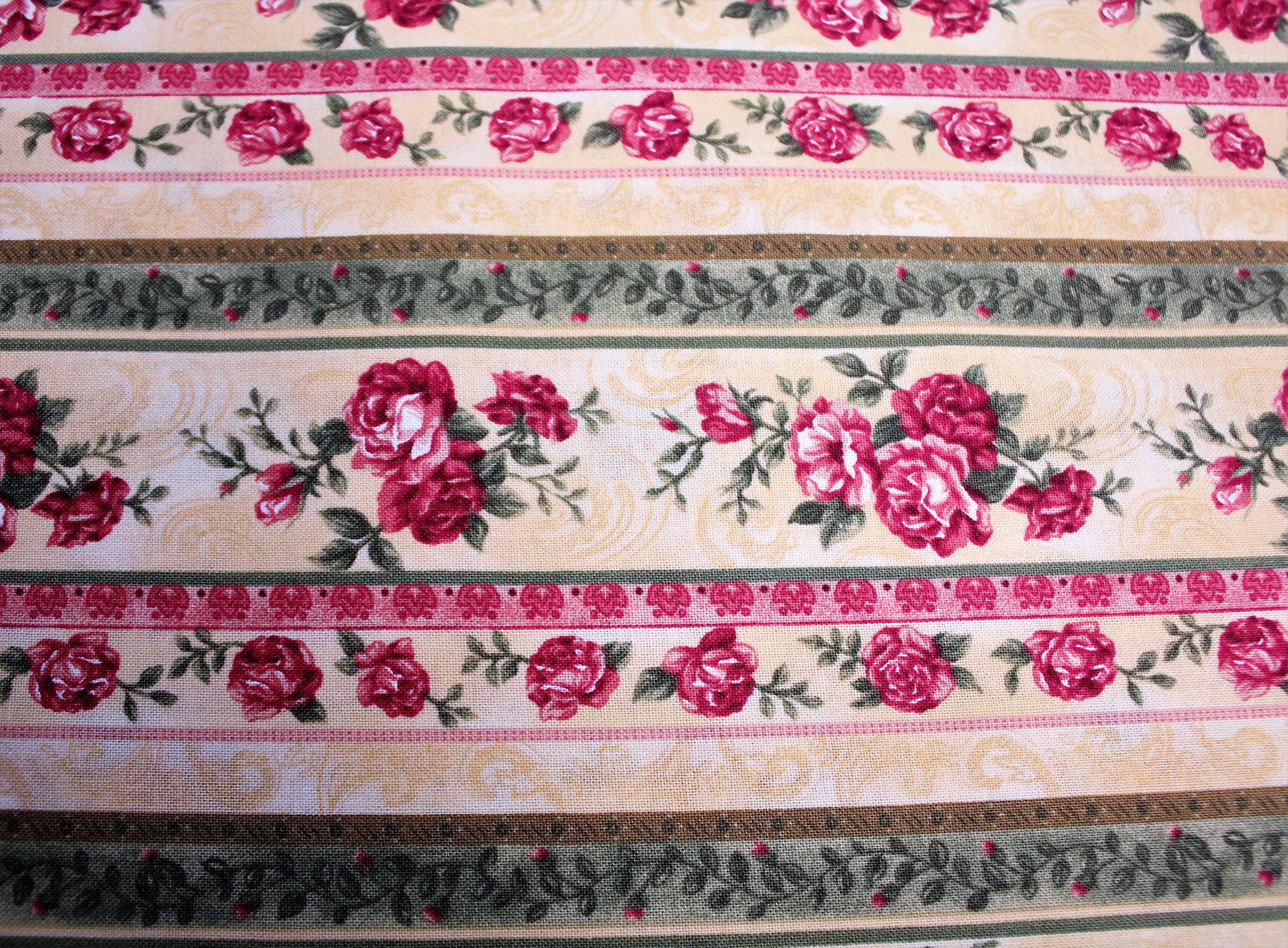 Red Pink Rose Striped Roses Olde English Garden Cotton Novelty Quilt ...