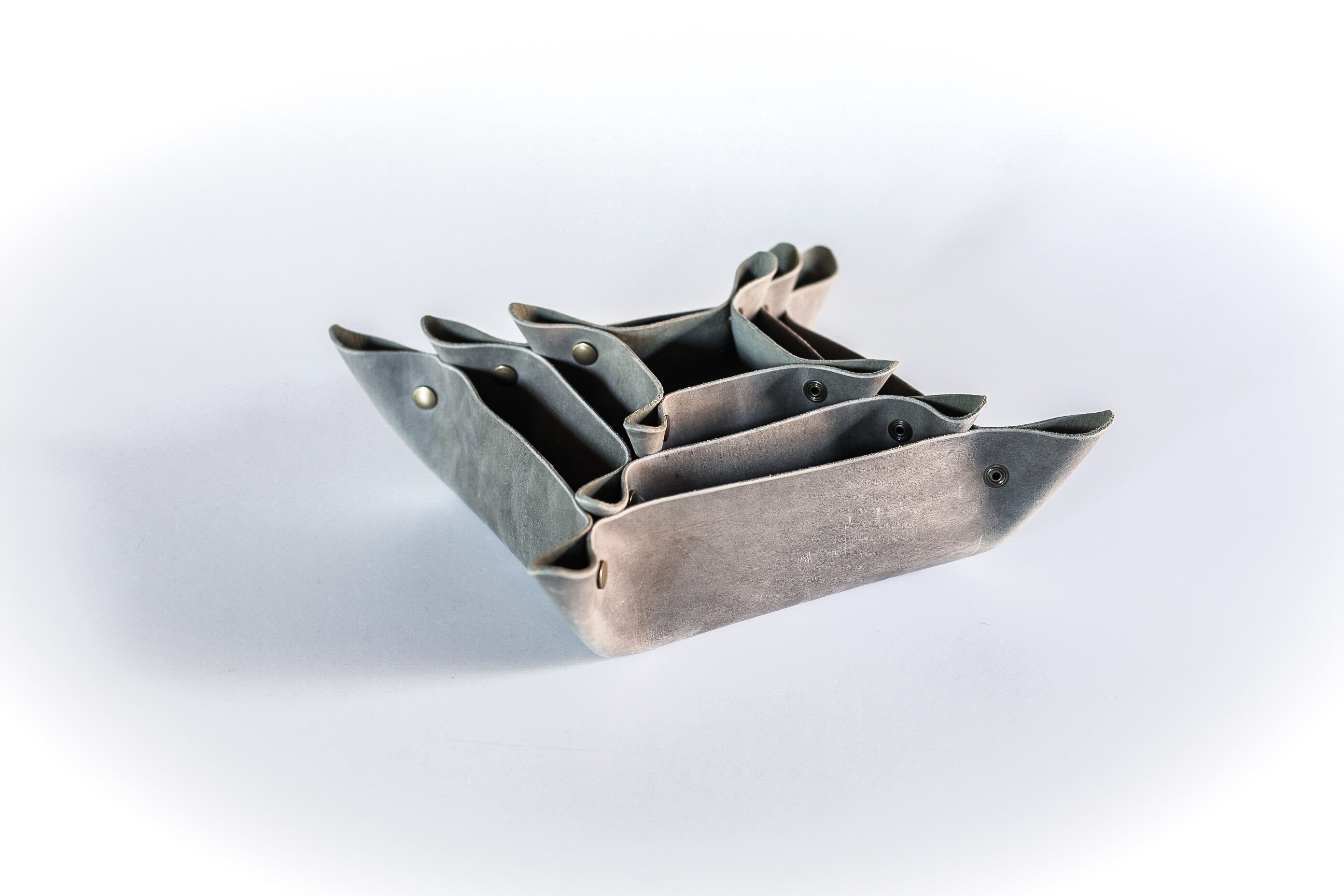 Handcrafted Leather Catch All – Travel Valet Tray Organizer - Etsy