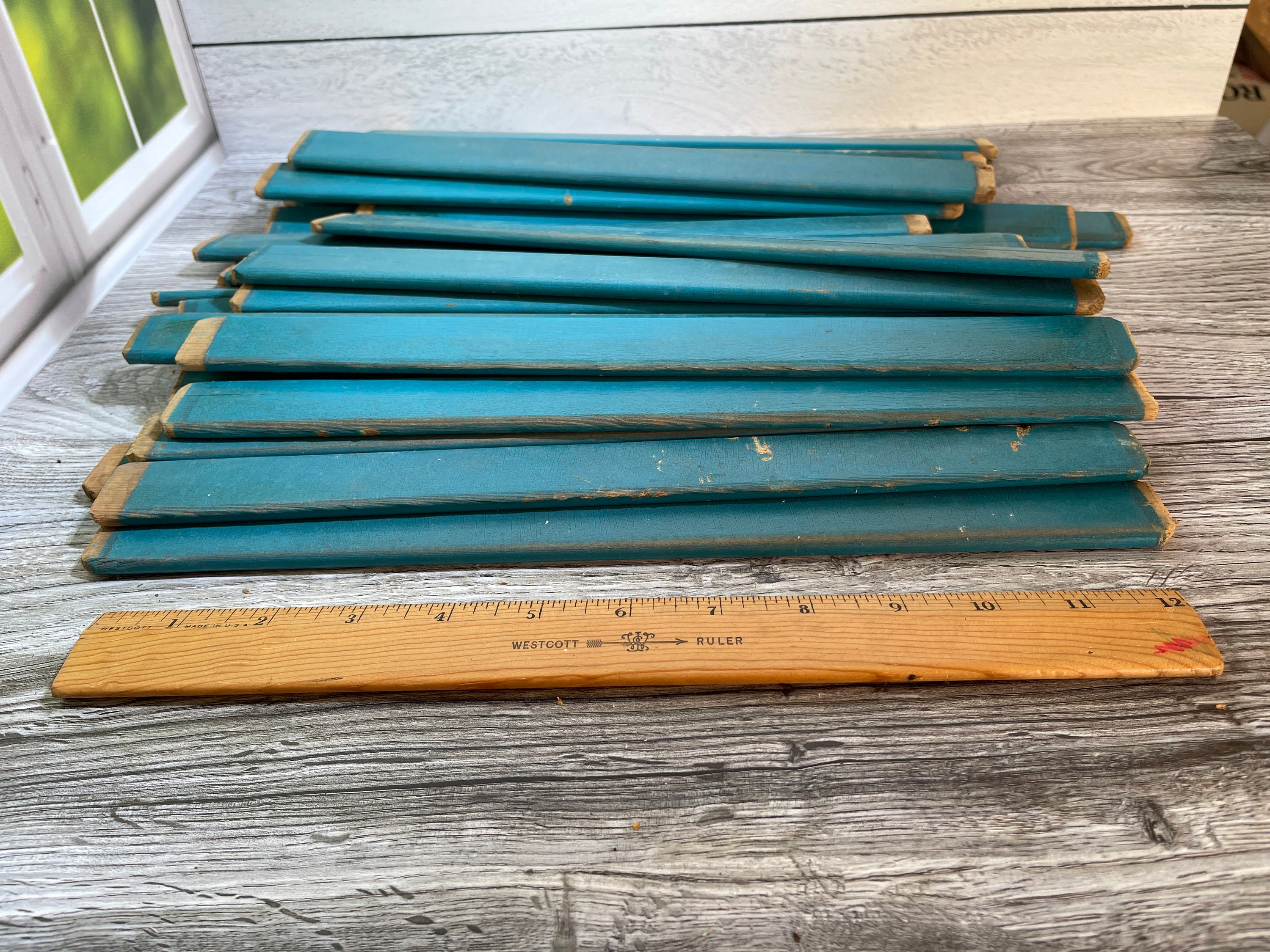 Shutter Slats, Repurposing Shutter Slats, Slat Crafts, Shutter Slat ...
