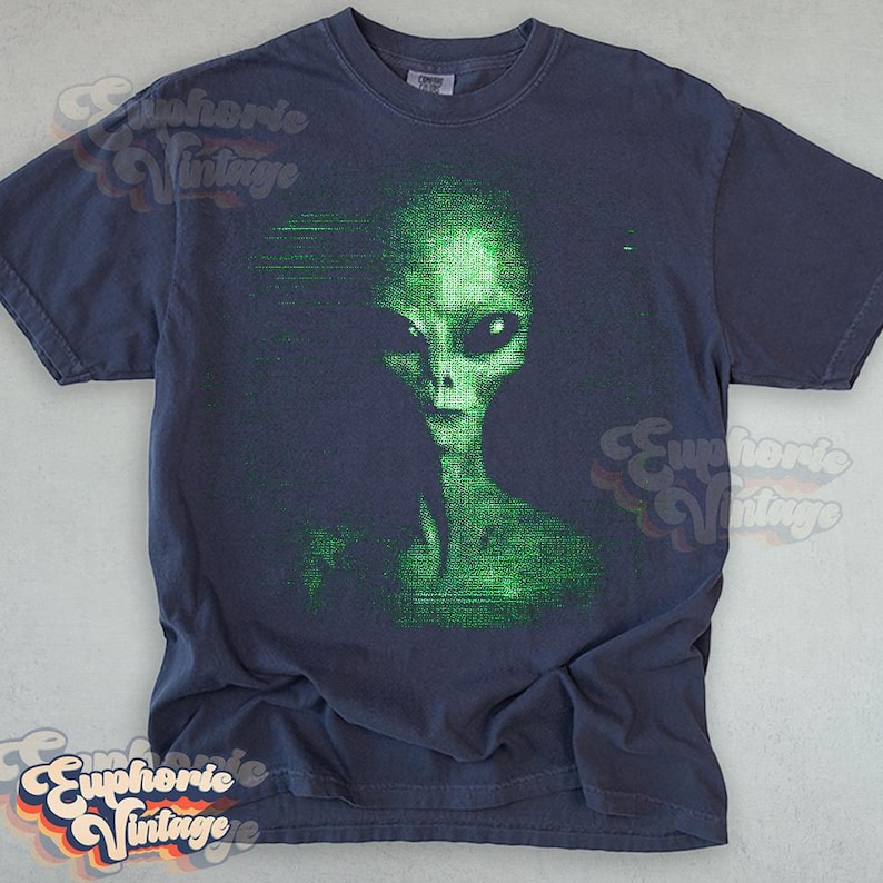 Comfort Colors® Vintage Alien T-shirt, UFO Graphic Tee, Retro Sci-fi ...