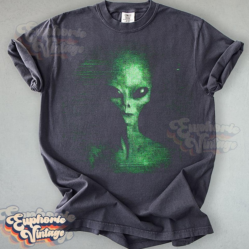 Comfort Colors® Vintage Alien T-shirt, UFO Graphic Tee, Retro Sci-fi ...