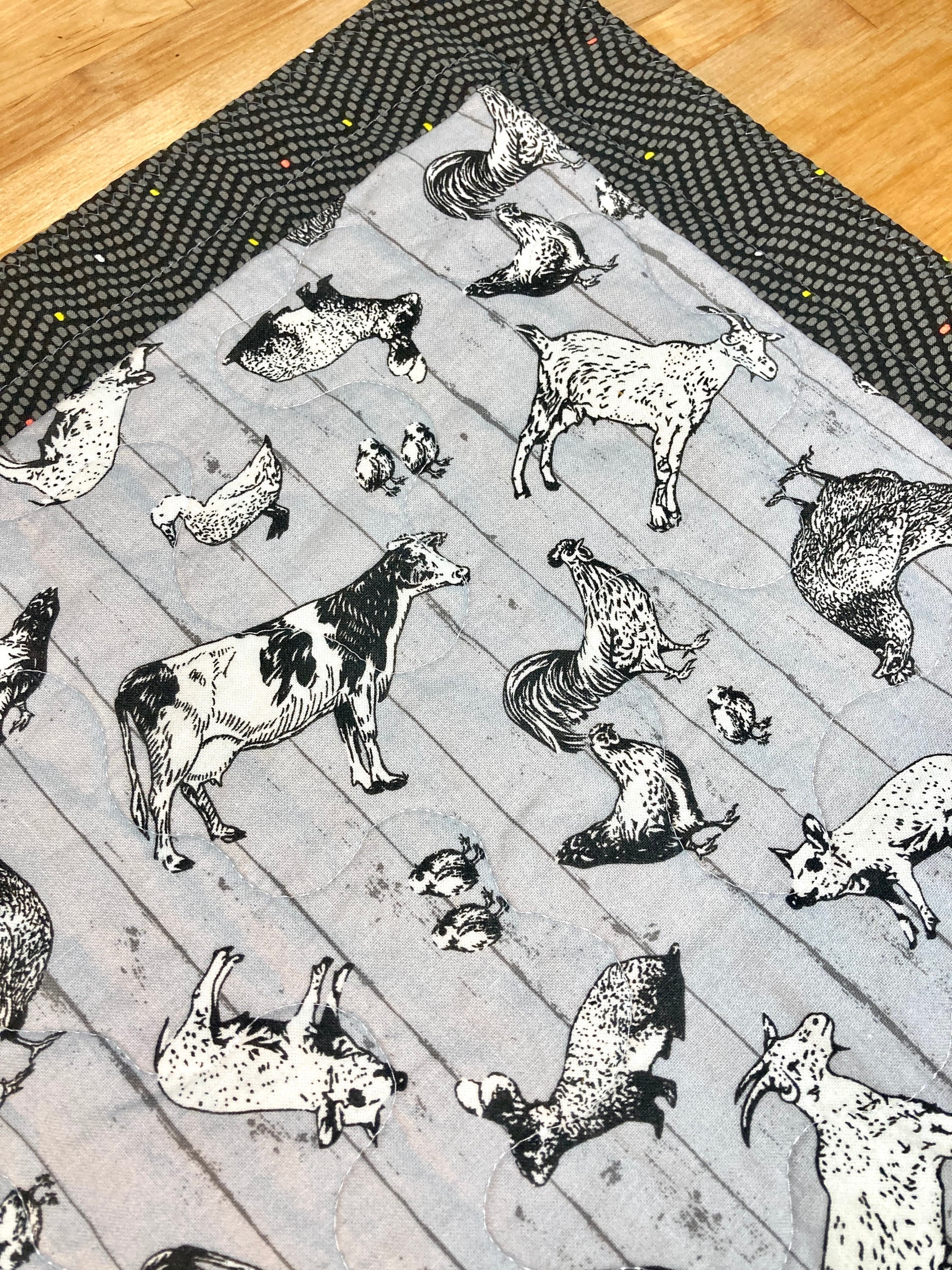 Quilted Table Runner Farmhouse Runner Table Topper Cows - Etsy