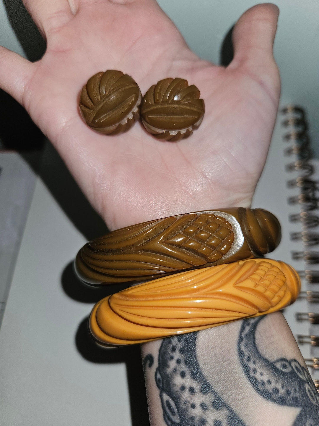 Vintage 3 Piece Bakelite Jewelry Set Carved Rare - Etsy